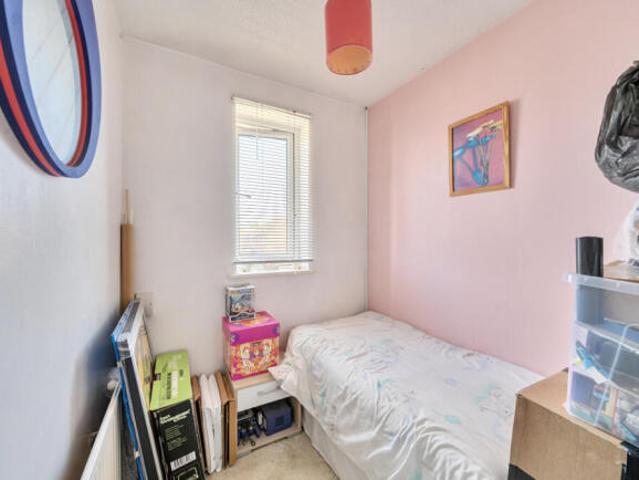 3 bedroom terraced house for sale in Birdcombe Road, Westlea, Swindon, SN5