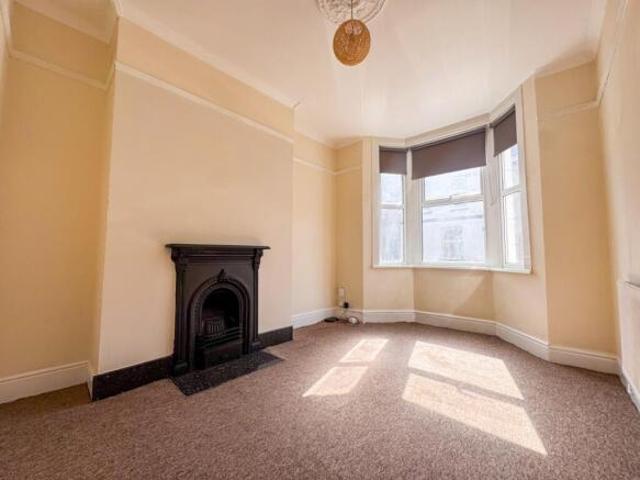 3 bedroom terraced house for sale in Birkin Street, Bristol, BS2