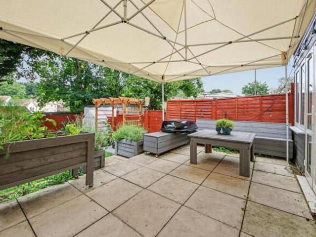 3 bedroom terraced house for sale in Blackthorn Road, Merryoak, SO19