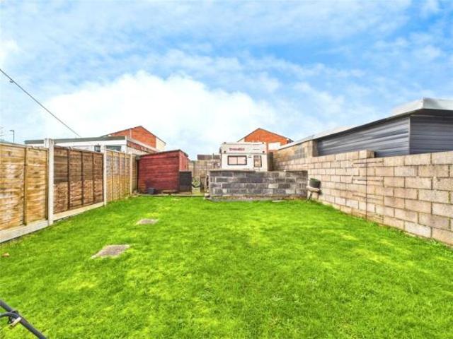 3 bedroom terraced house for sale in Blackthorn Road, Bristol, BS13