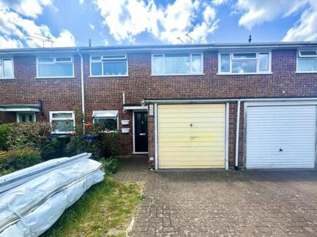 3 Bedroom Terraced House For Sale In Blackwater