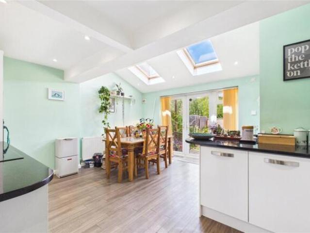 3 bedroom terraced house for sale in Blackwater Close, Basingstoke, Hampshire, RG21