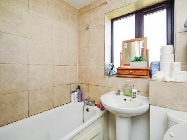 3 bedroom terraced house for sale in Bryony Close, OXFORD, OX4