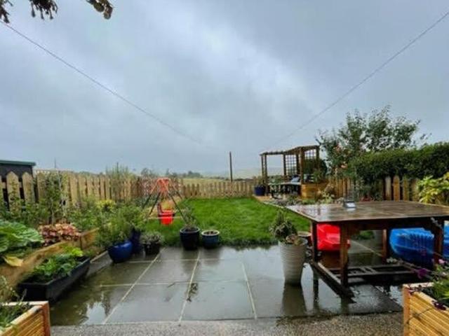 3 Bedroom Terraced House For Sale In Bradford