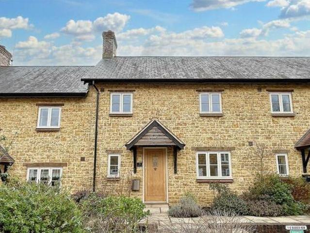 3 Bedroom Terraced House For Sale In Bradpole