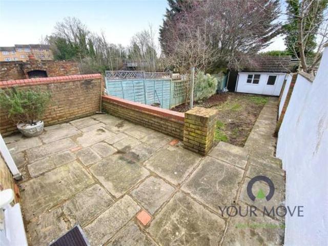 3 bedroom terraced house for sale in Bradshaw Road, Watford, Hertfordshire, WD24