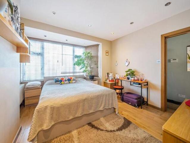 3 bedroom terraced house for sale in Bramcote Avenue, Mitcham, CR4
