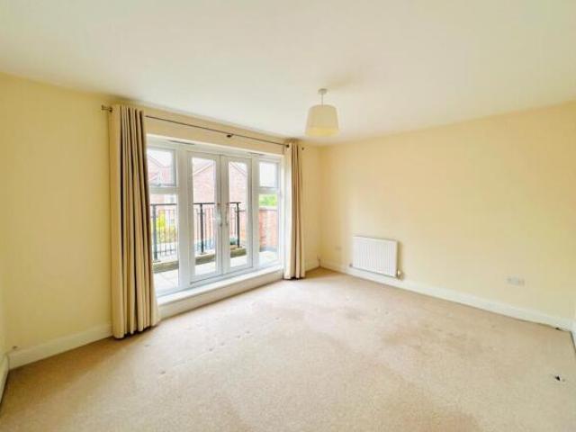 3 bedroom terraced house for sale in Bridge Meadow, Lymm, WA13