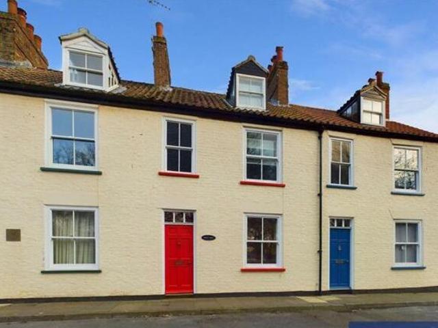 3 Bedroom Terraced House For Sale In Bridlington