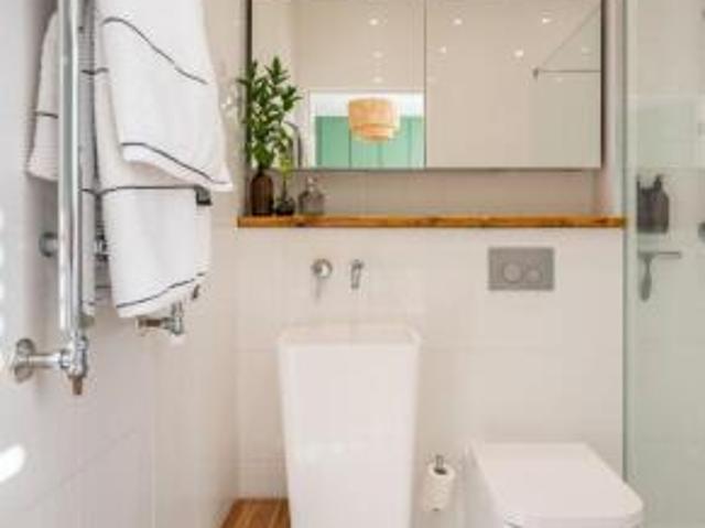 3 bedroom terraced house for sale in Bristol Street, Brighton, BN2