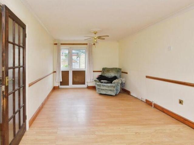 3 bedroom terraced house for sale in Broad Dean, Eaglestone, Milton Keynes, MK6