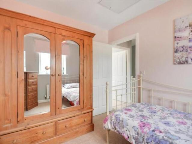 3 bedroom terraced house for sale in Broad Mead Avenue, Great Denham, Bedford, MK40
