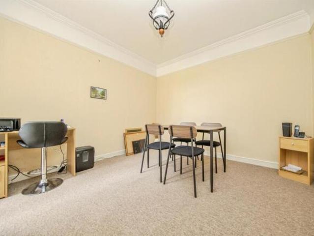 3 bedroom terraced house for sale in Broom Hill Road, Ipswich, IP1