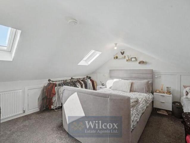 3 bedroom terraced house for sale in Broomfield Close, Ainsworth, BL2