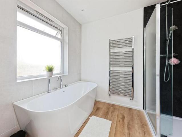 3 bedroom terraced house for sale in Broomfield Road, Faversham, ME13