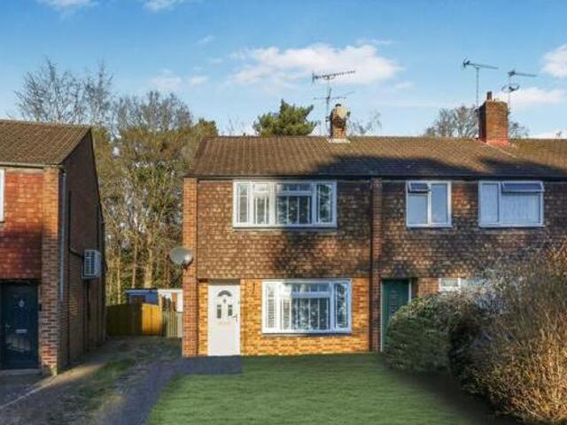 3 Bedroom Terraced House For Sale In Brookwood