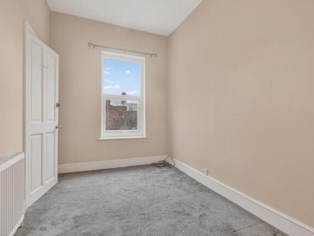 3 bedroom terraced house for sale in Brownlow Street, The Groves, YO31
