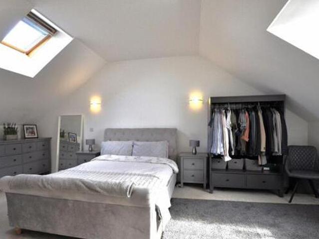 3 Bedroom Terraced House For Sale In Buckingham