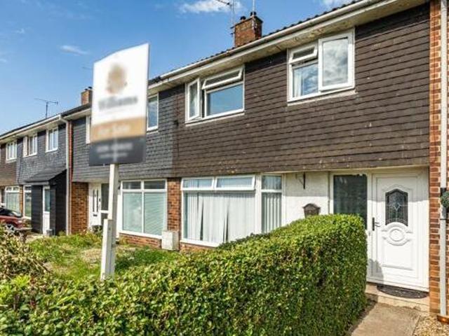 3 Bedroom Terraced House For Sale In Buckinghamshire