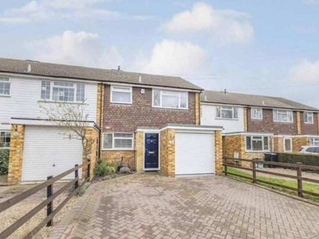 3 Bedroom Terraced House For Sale In Burnham