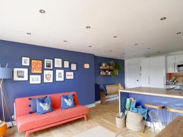 3 Bedroom Terraced House For Sale In Burton on trent, Staffordshire