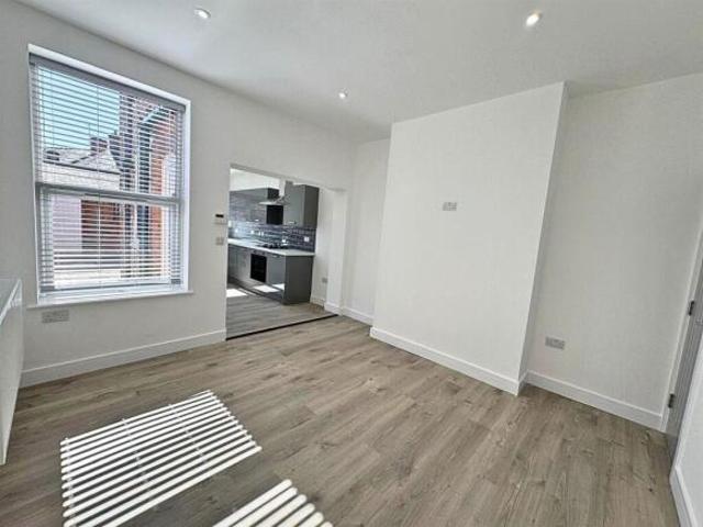3 bedroom terraced house for sale in Burton Road, Lincoln LN1