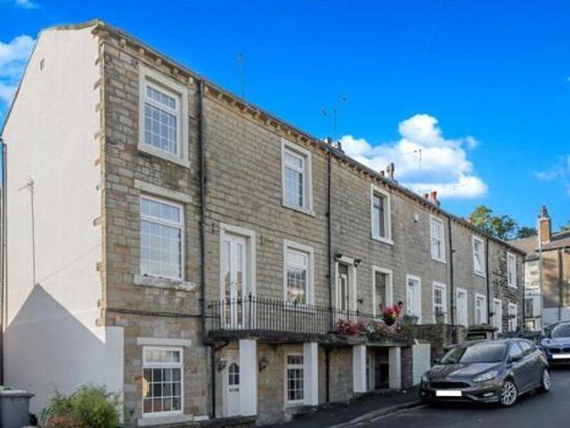 3 Bedroom Terraced House For Sale In Gomersal, Cleckheaton