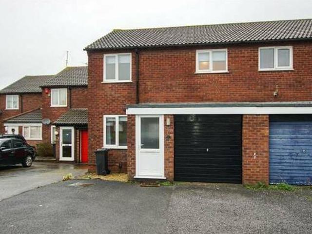 3 bedroom terraced house for sale in Gatcombe Drive Stoke Gifford Bristol BS34