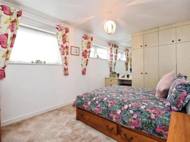3 bedroom terraced house for sale in Galleywood Road, Great Baddow, Chelmsford, CM2