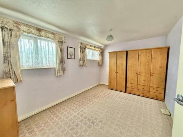 3 bedroom terraced house for sale in Galleywood Road, Great Baddow, Chelmsford, CM2