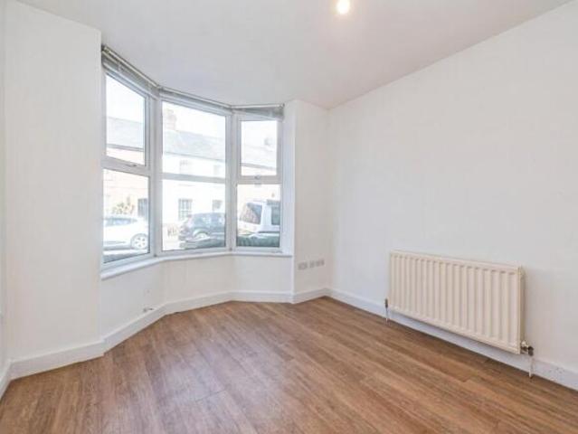 3 bedroom terraced house for sale in George Street, Basingstoke, Hampshire, RG21