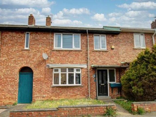 3 Bedroom Terraced House For Sale In Gilesgate, Durham