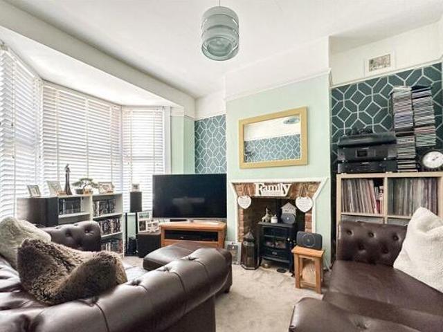 3 Bedroom Terraced House For Sale In Gillingham, Kent