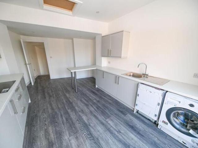 3 bedroom terraced house for sale in Gladys Avenue, North End, PO2