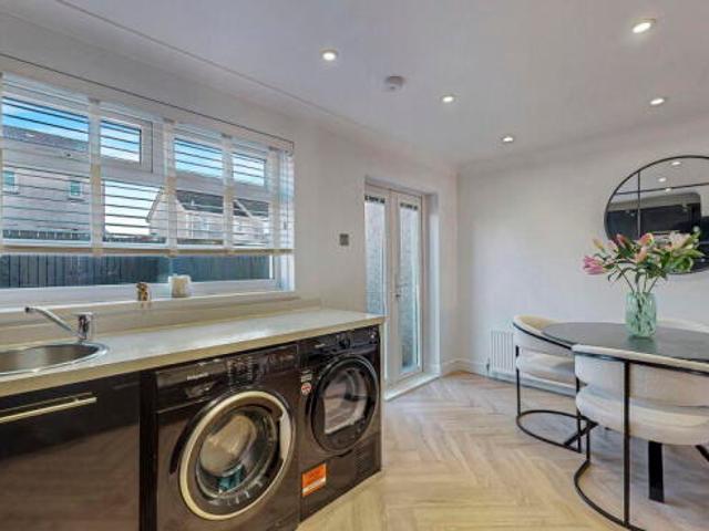 3 bedroom terraced house for sale in Glen Mark Road, Neilston, Glasgow, G78