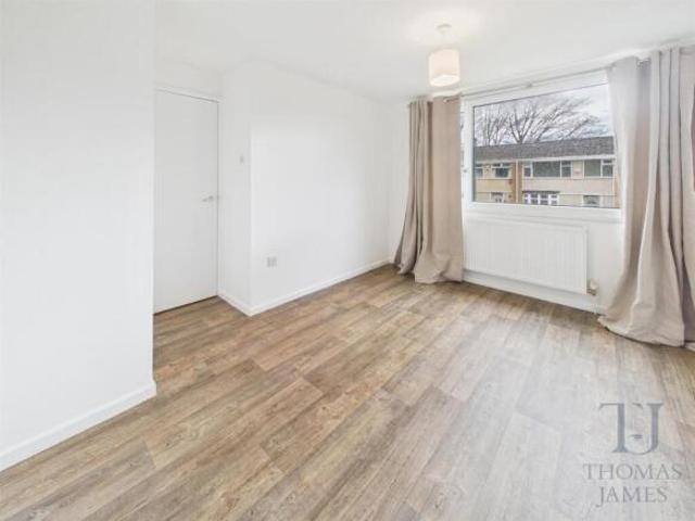 3 bedroom terraced house for sale in Glenlivet Gardens, Clifton, Nottingham, NG11