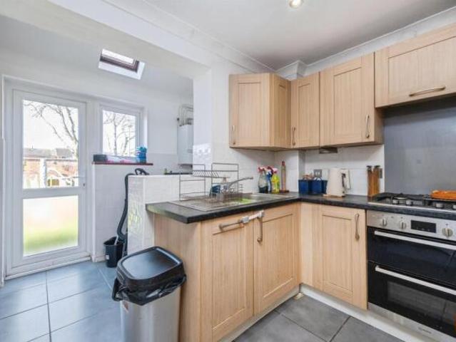 3 bedroom terraced house for sale in Glenwoods, Newport Pagnell, MK16