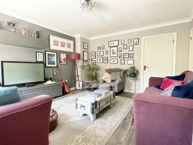 3 bedroom terraced house for sale in Granger Row, Chelmsford, CM1