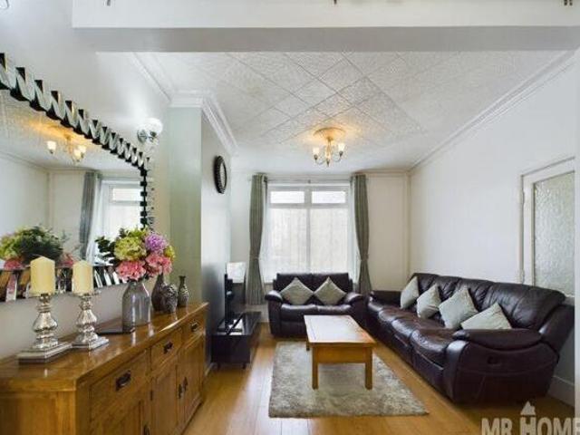 3 Bedroom Terraced House For Sale In Grangetown