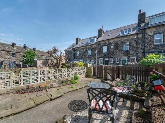 3 bedroom terraced house for sale in Granville Place, Otley, LS21