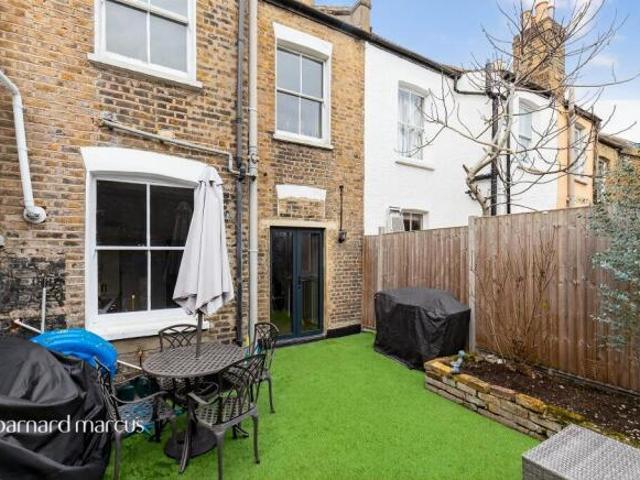 3 bedroom terraced house for sale in Graveney Road, London, SW17