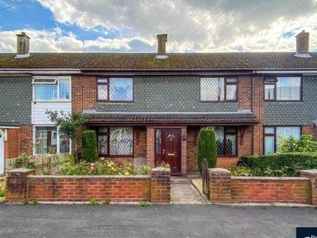 3 Bedroom Terraced House For Sale In Great Wyrley