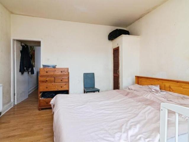 3 bedroom terraced house for sale in Gregory Boulevard, Nottingham, NG7