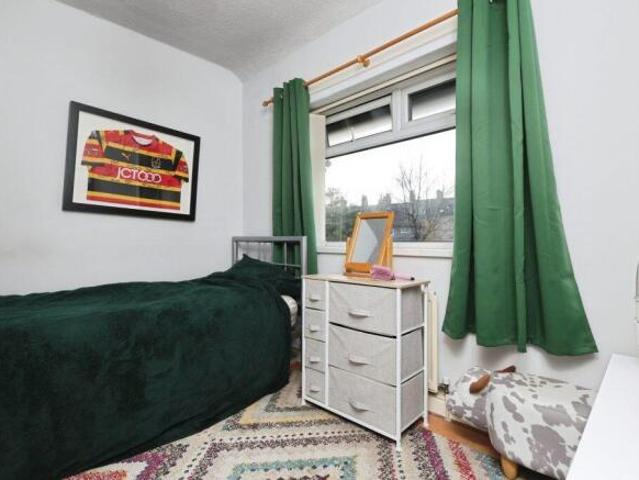 3 bedroom terraced house for sale in Green Close, Bradford, West Yorkshire, BD8