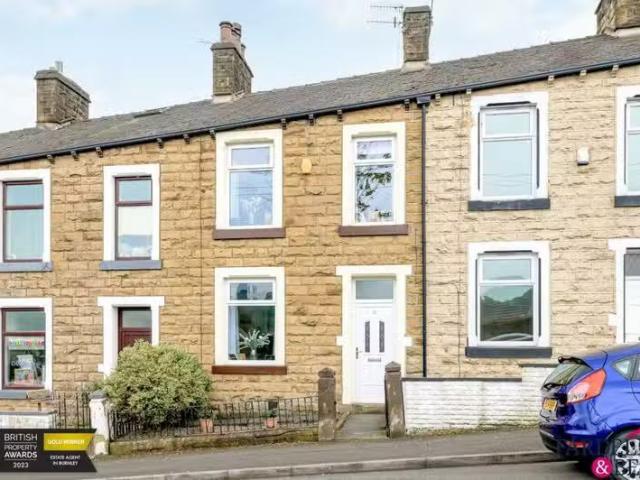 3 bedroom terraced house for sale in Green Lane, Padiham, Burn.