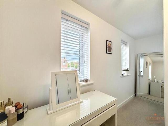 3 bedroom terraced house for sale in Grosvenor Road, Kingswood, Hull, HU7