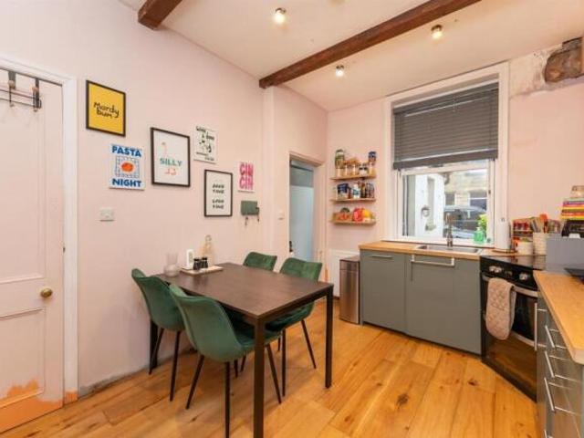 3 bedroom terraced house for sale in Guycroft, Otley, LS21