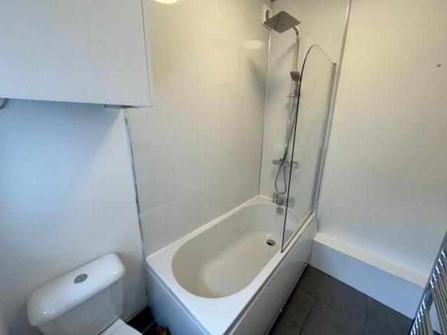 3 bedroom terraced house for sale in Guildford Road, Levenshulme, M19