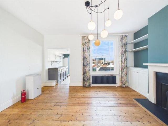 3 bedroom terraced house for sale in Gwilliam Street, Bristol, BS3