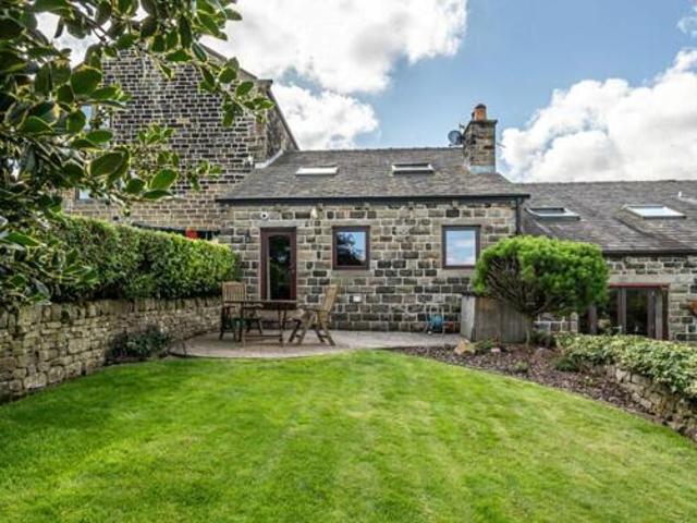 3 Bedroom Terraced House For Sale In Dobcross, Saddleworth
